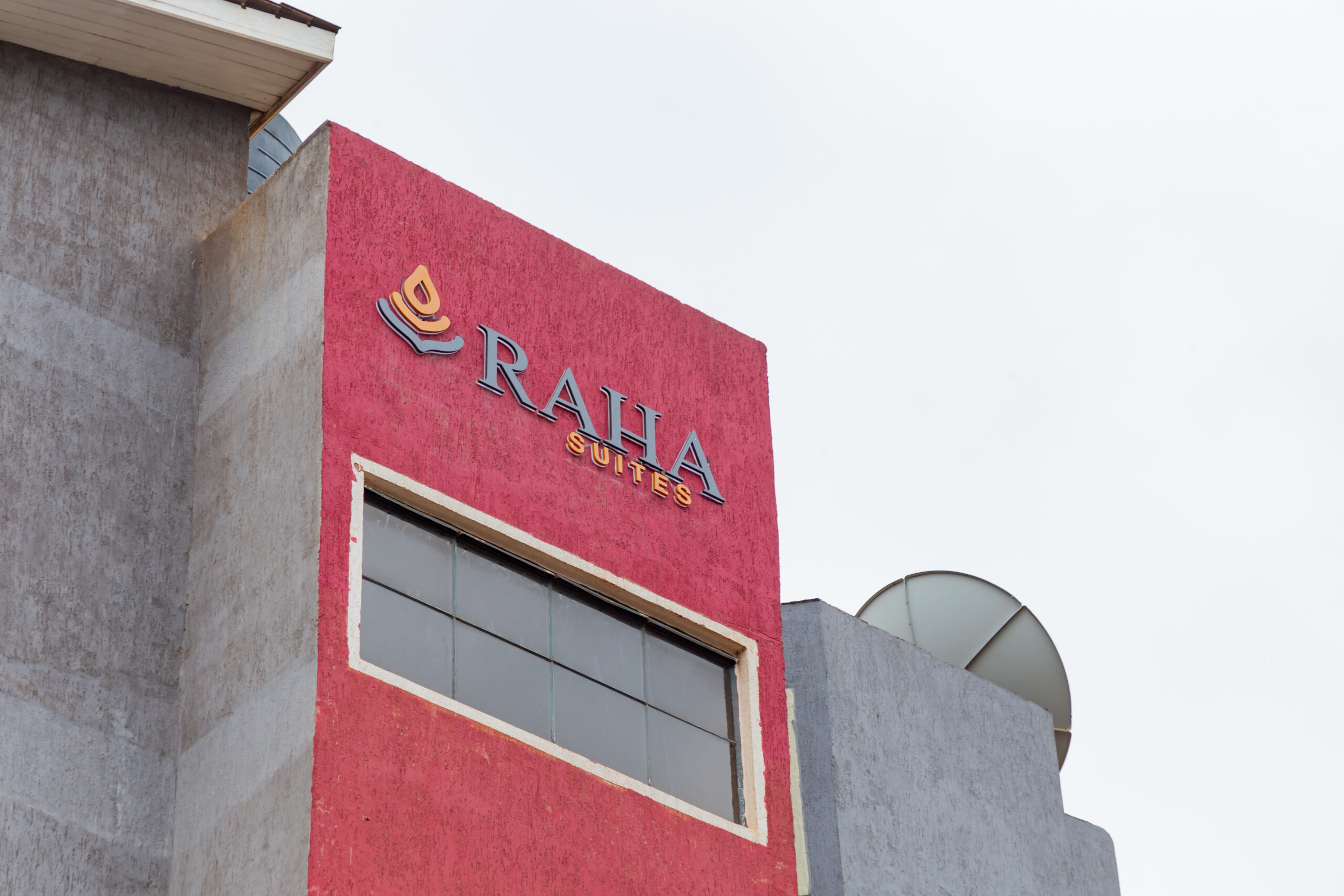 Home Boutique Hotel - Raha Suites